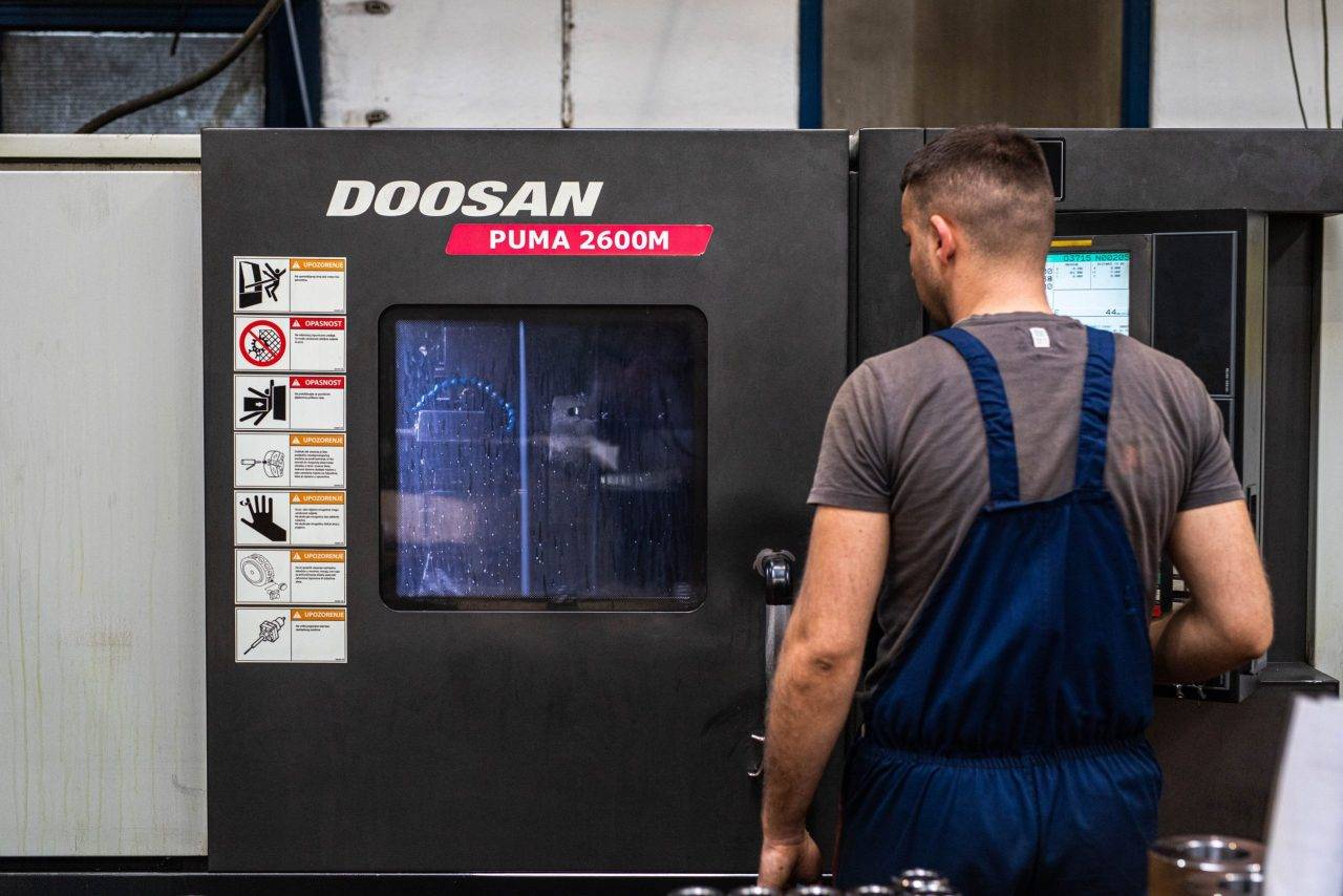 MACHINE TOOLS - GS TMT